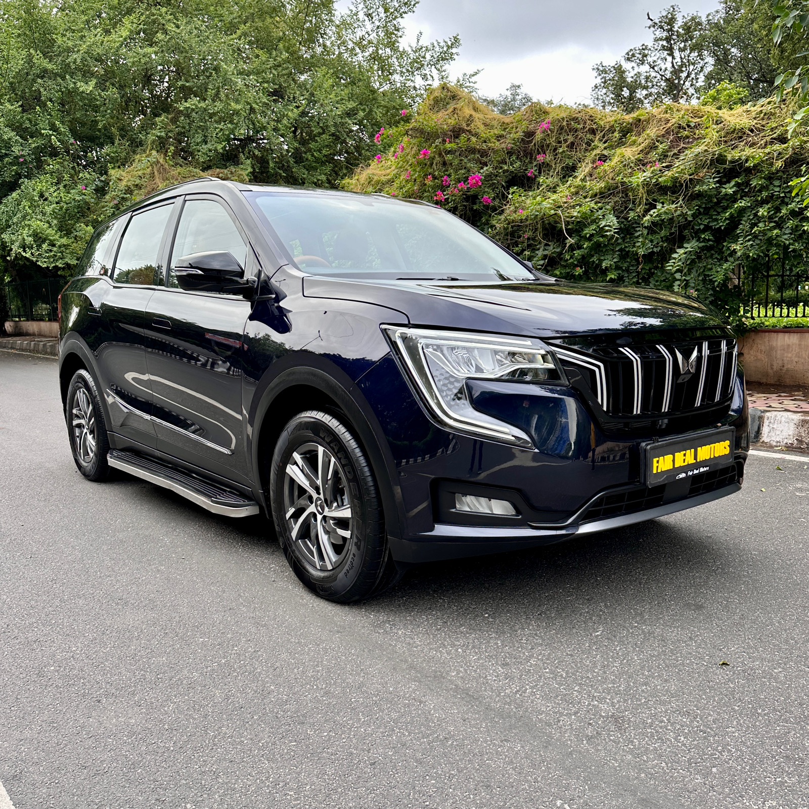 Used Mahindra XUV 700 AX5 A/T 7 STR Diesel car in New-Delhi, 2022 Model - Find Best Deals ...